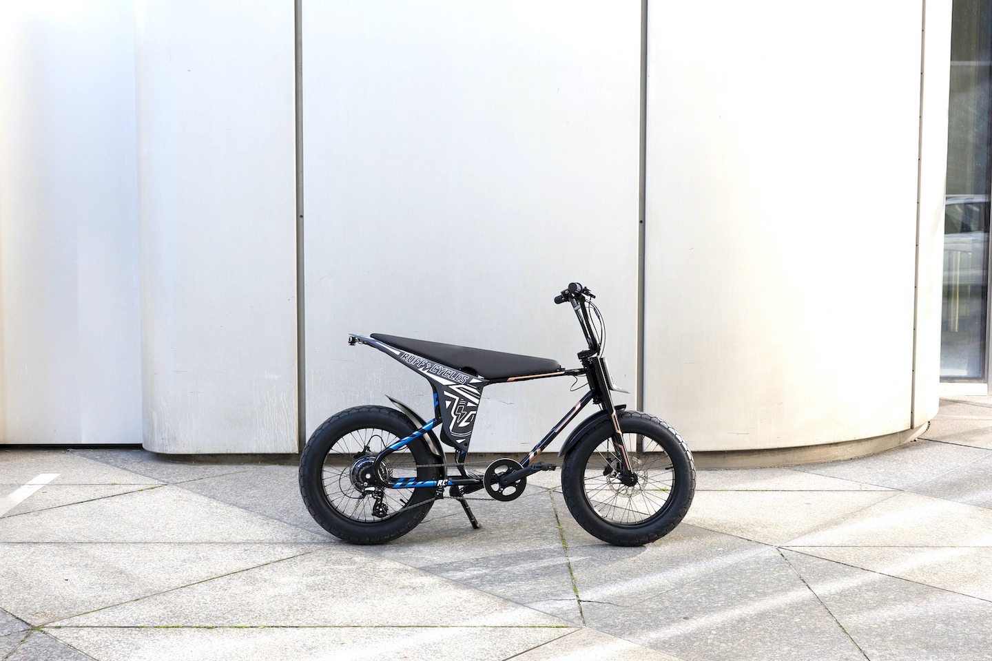 Ruff Cycles Presents New eBike Model ‘Lil’Loco’ at Milan Design Week ...